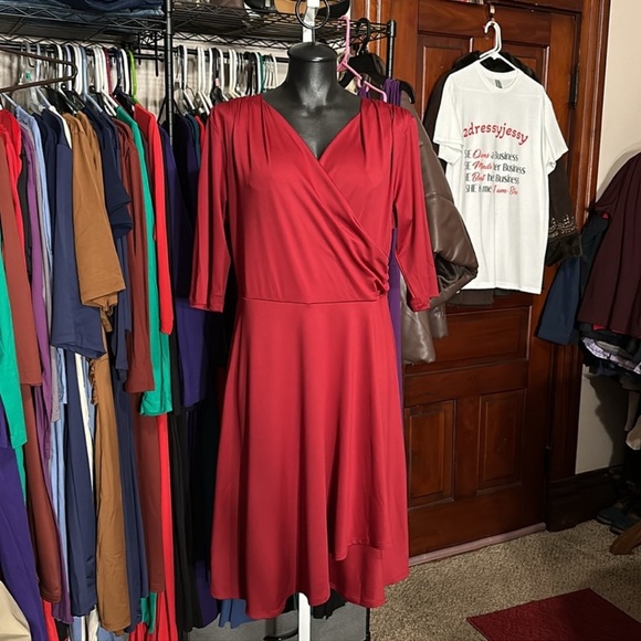 The Paragon | Dresses | 2x Cranberry Crossover Dress Formal Sleek ...